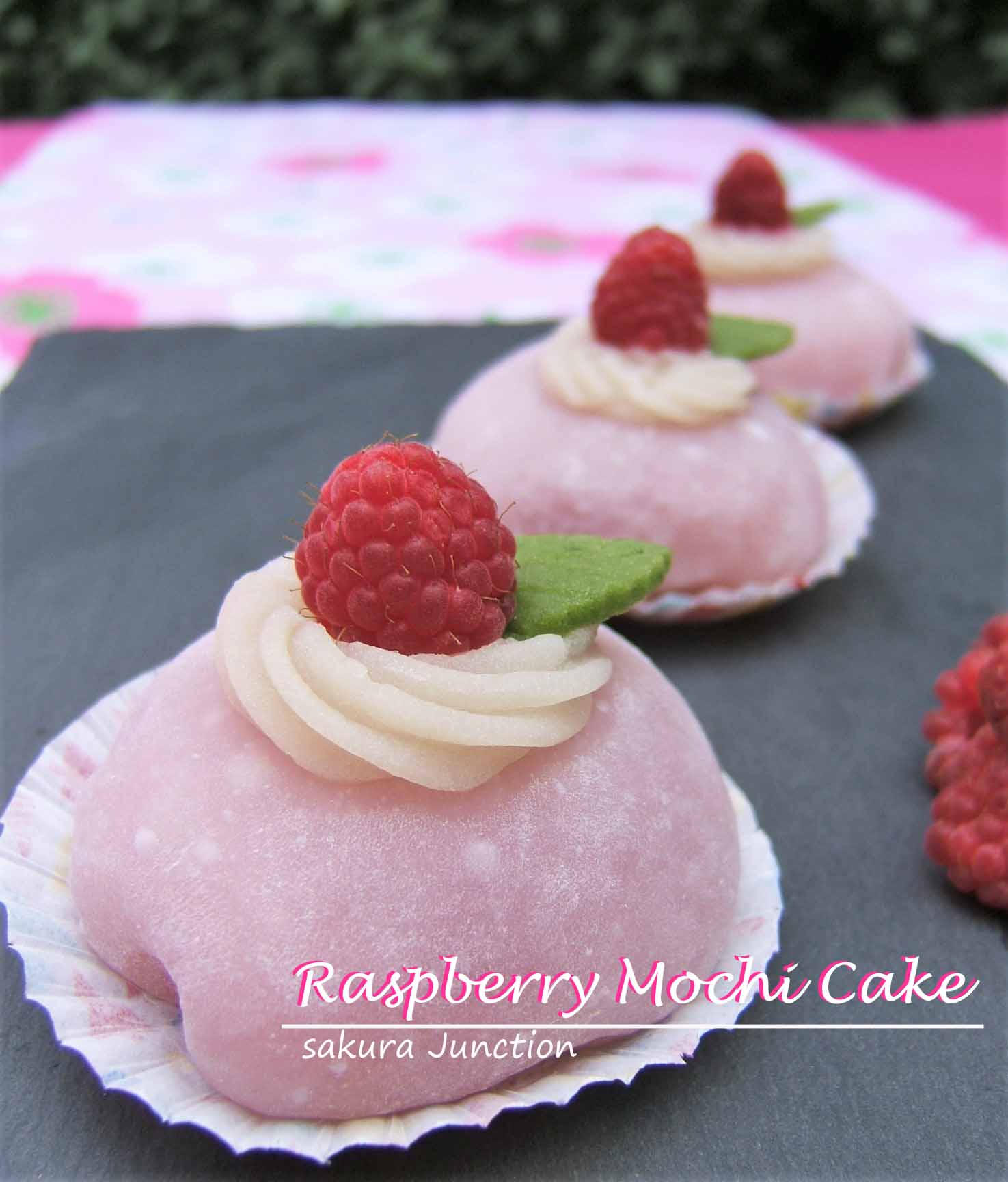 Raspberry Mochi Cake / ラズベリー餅ケーキ | Sakura Junction