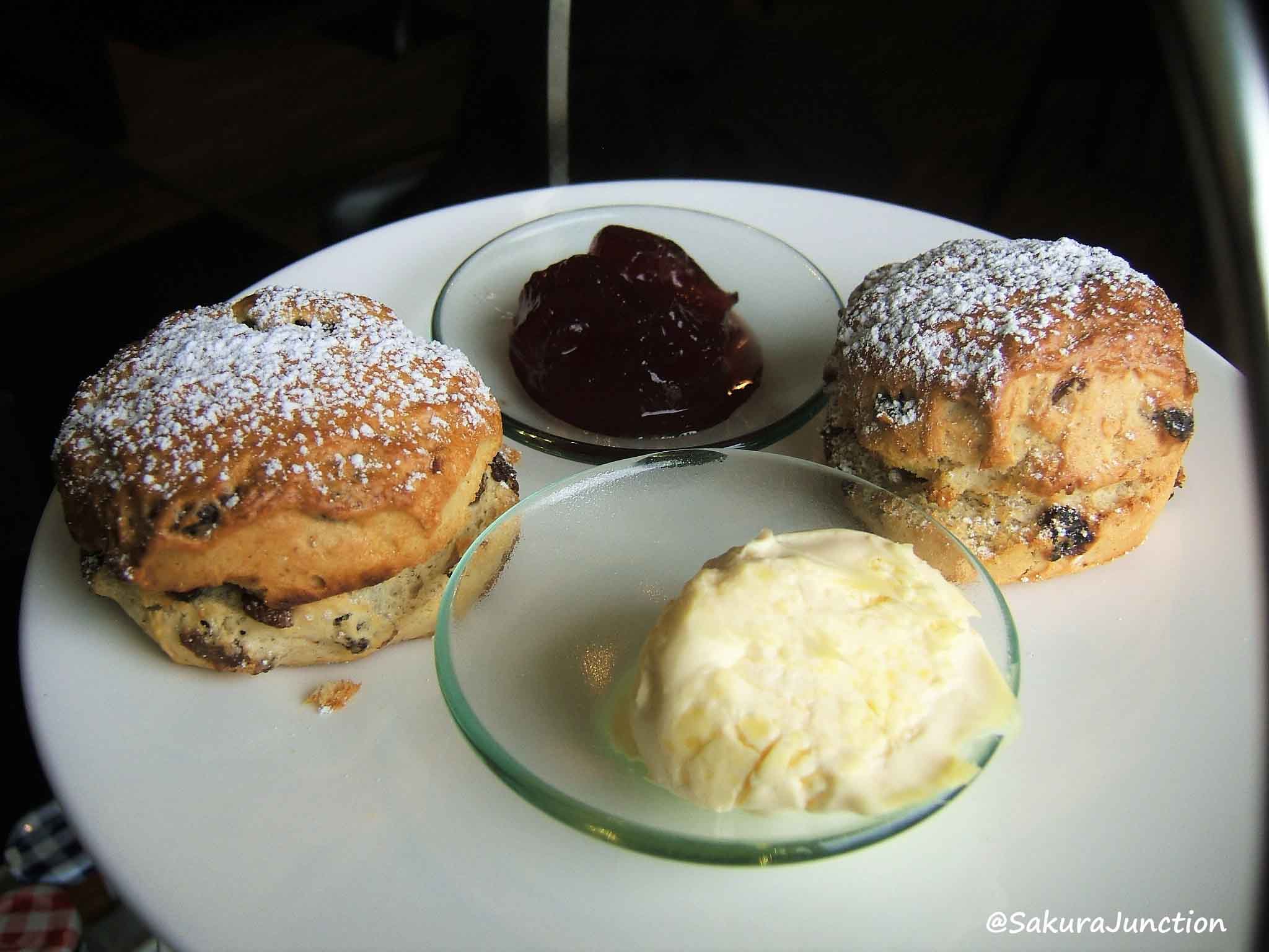 Afternoon Tea in Canary Wharf | Sakura Junction